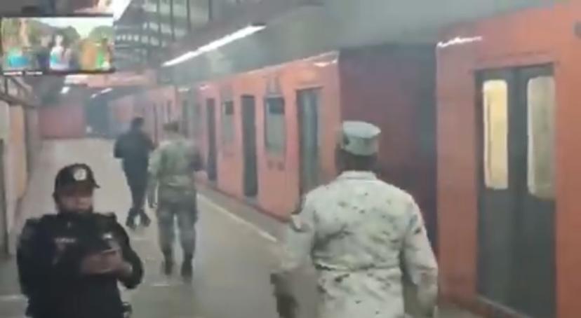 De nuevo, ahora convoy del Metro de la CDMX se separa | Con Acento