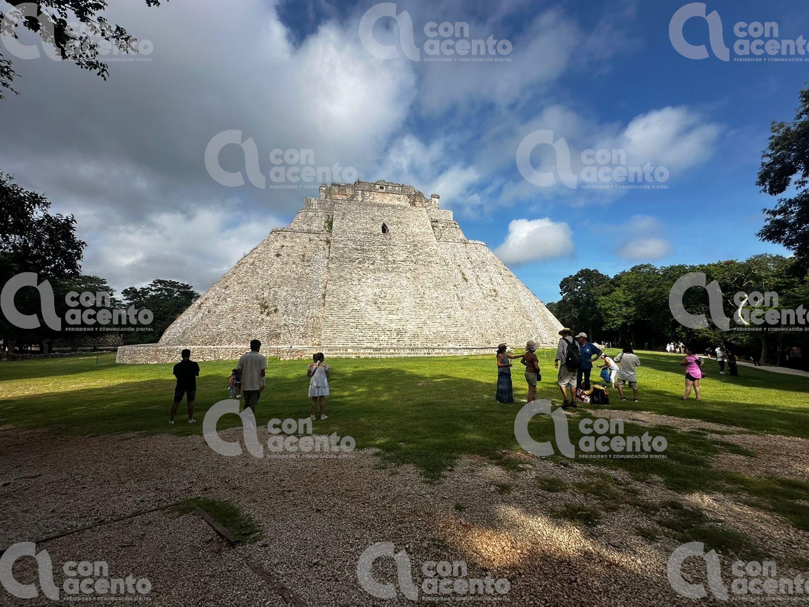 Desde Chichén Itzá hasta Sisal, Yucatán espera el eclipse | Con Acento