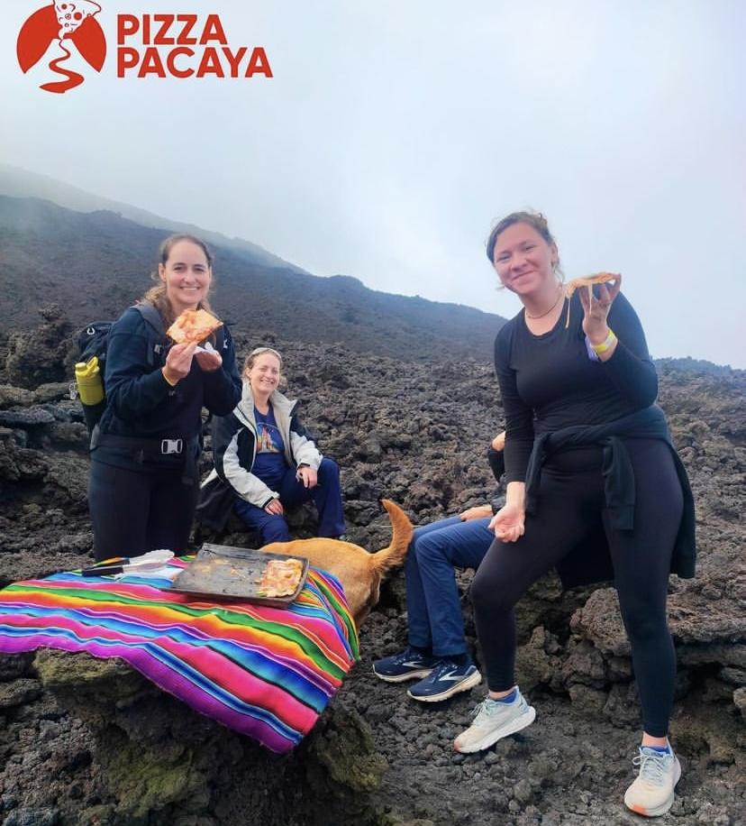 La Pizza Pacayá horneada en el volcán Pacayá | Con Acento