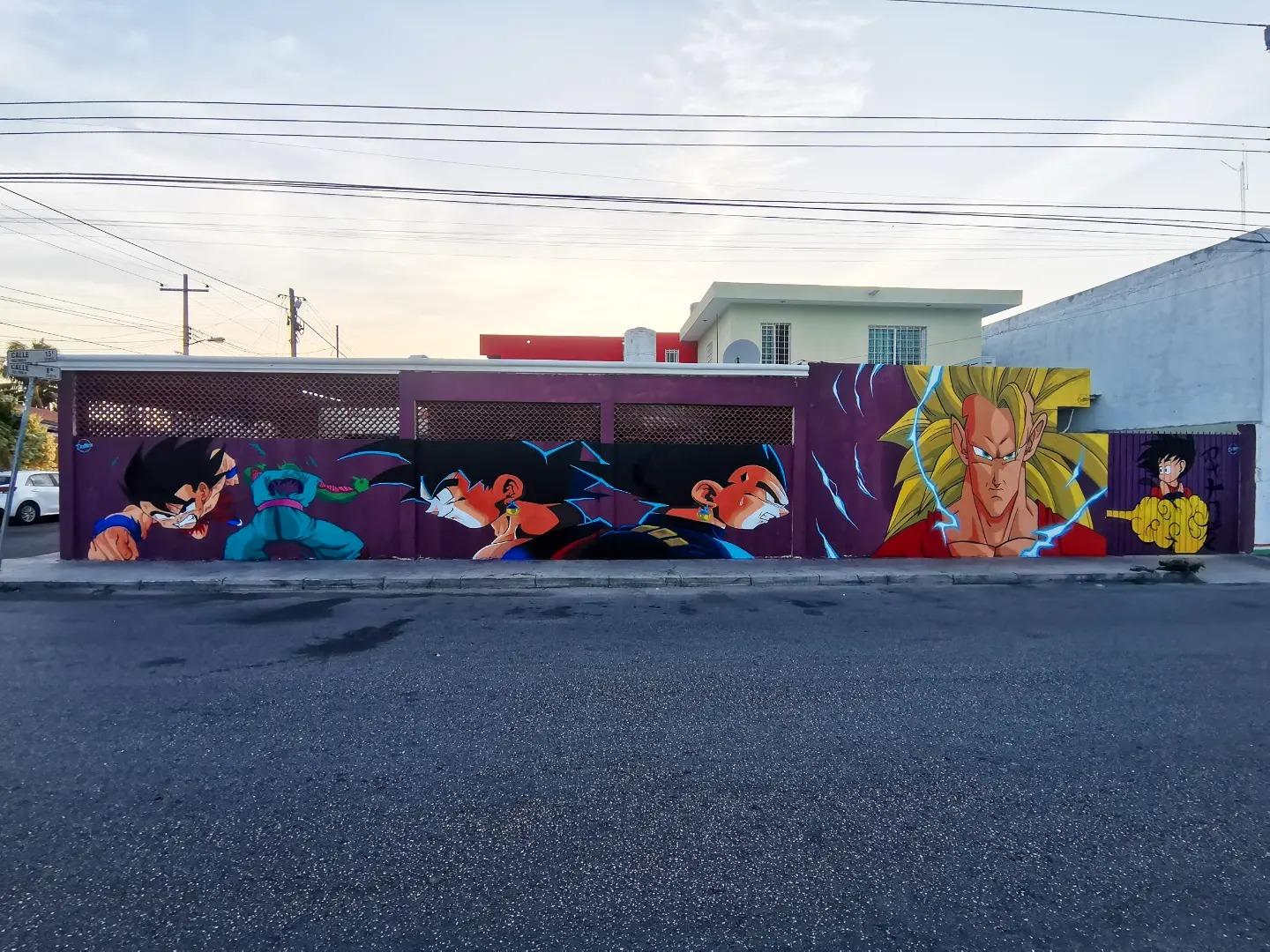 Increíble mural de Dragon Ball | Con Acento